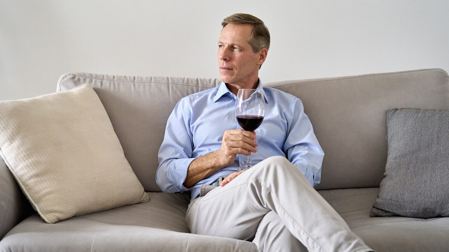 Can Alcohol Cause Skin Rashes? Types & Risks Explained